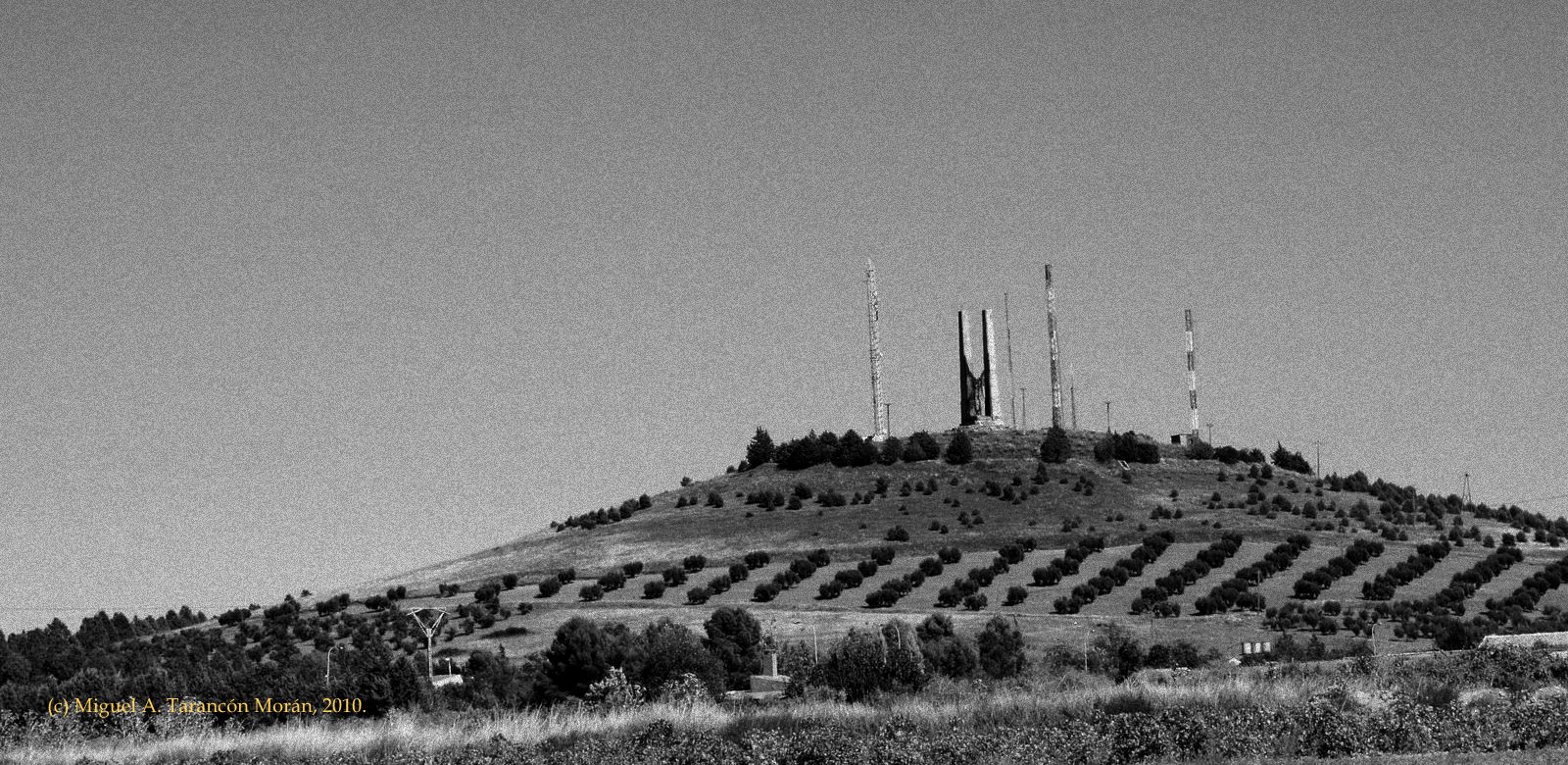El cerro de las Aguzaderas. – Reflexiones Banales
